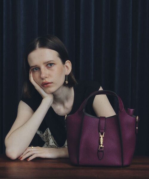 YECCA VECCA（イェッカヴェッカ） ハンドバッグ 4wayミニバッグ