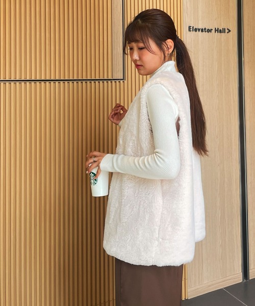 ベスト fake fur vest :75944095:ZOZOTOWN Yahoo!店 - 通販 - Yahoo!ショッピング