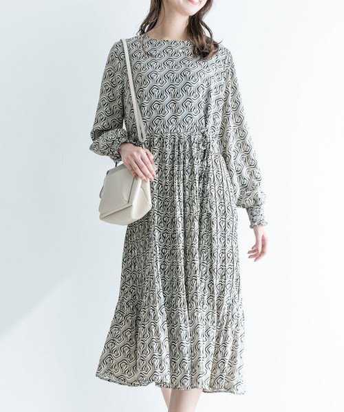 JAYRO ワンピース アート柄ギャザーワンピース : ZOZOTOWN Yahoo!店 - 通販 - Yahoo!ショッピング