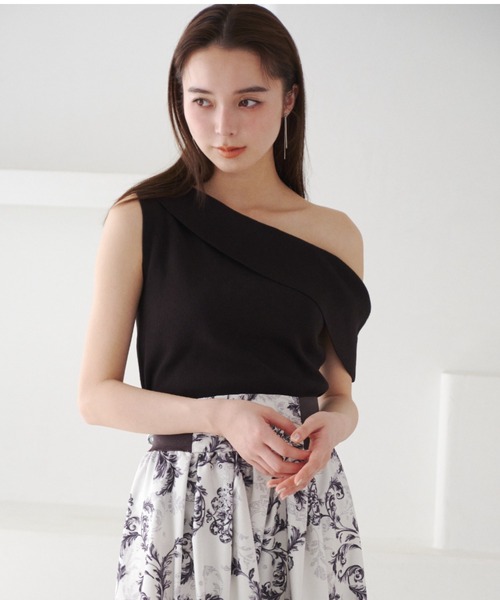 Yahoo!オークション - 「SNIDEL」 ノースリーブニット FREE レッド レ...