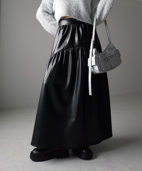 me+em select スカート 「 2color 」メタリックフェイクレザーギャザーフレアスカート ／ metallic fake leather gather flare ...