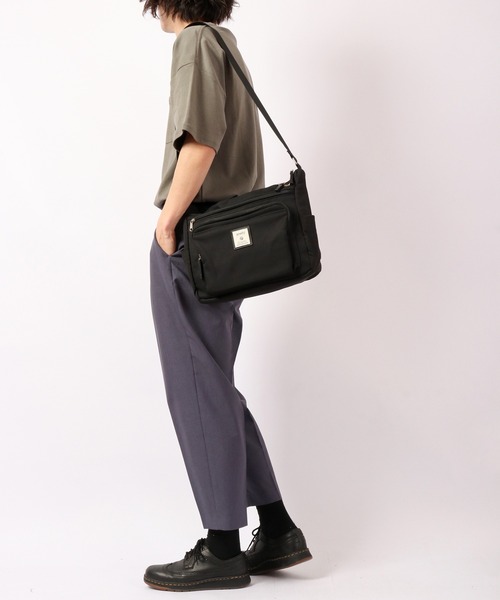 Yahoo!オークション - 「anello」 ショルダーバッグ FREE ネイビー メ...