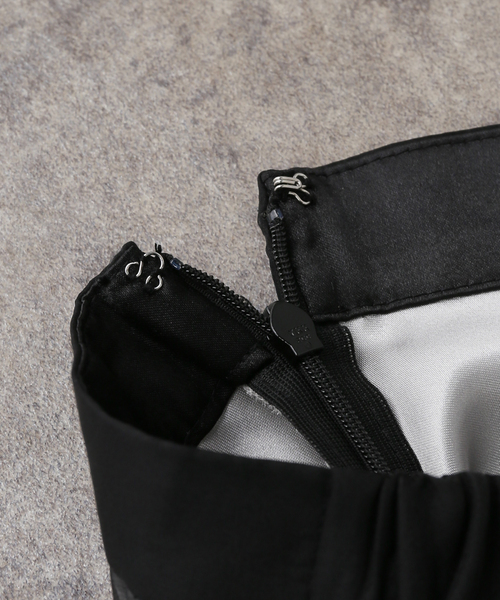 La TOTALITE（ラ トータリテ） スカート 「洗える」パイピングシアー