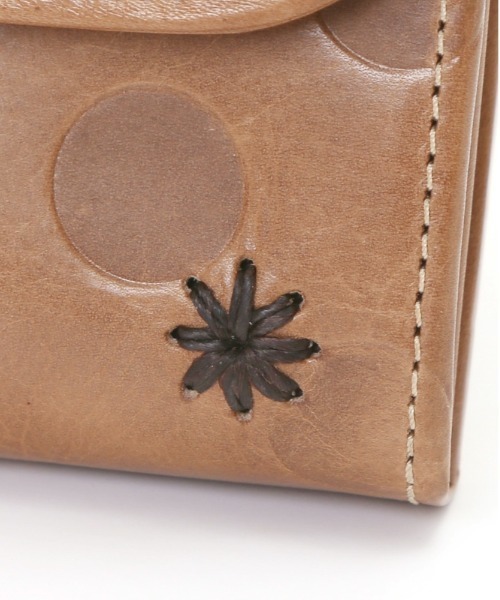 BACKYARD FAMILY（バックヤードファミリー） 財布 Laugh Rough がま口