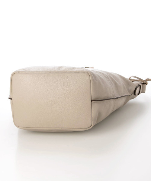 ショルダーバッグ バッグ アトランタ ATLANTA / やぎ革軽量バケツ型