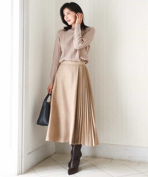 MK MICHEL KLEIN（エムケー ミッシェルクラン） スカート 部分プリーツ