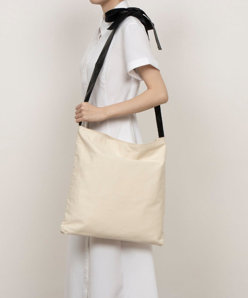 ペルケ（perche’）/ペルケ perche / FOOD TEXTILE×牛革ソフトリボンハンドルトート perche（ペルケ） トートバッグ perche / FOOD TEXTILE×牛革ソフト