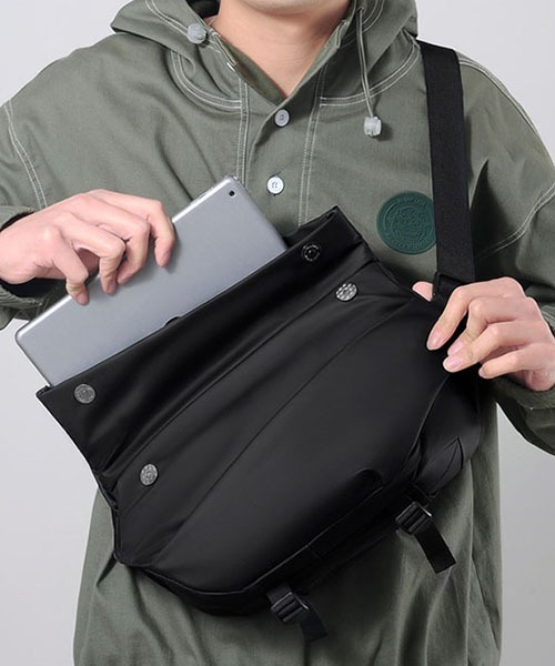 Yahoo!オークション - 「SVEC」 ショルダーバッグ FREE グレー メンズ