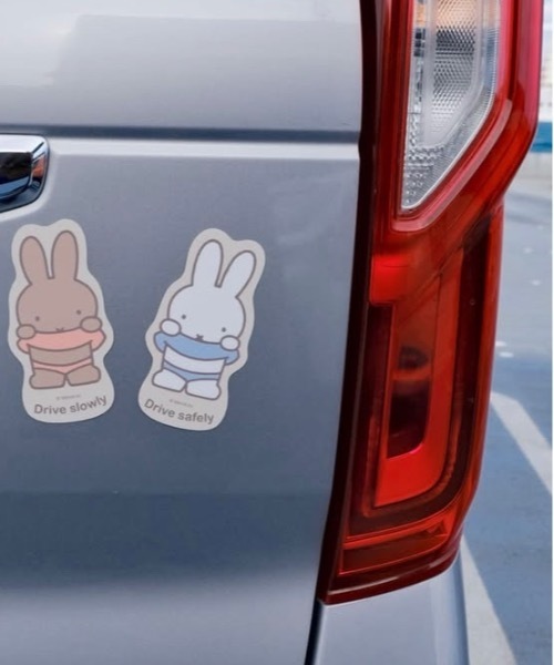 nicott NC:mf ミッフィー マグネットカーサイン 2個セット : ZOZOTOWN Yahoo!店 - 通販 - Yahoo!ショッピング