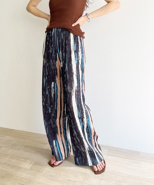 I-SOOK（アイスー） レディース パンツ 「ZOZO限定」Random pattern pleated pants / ランダムパターン ...