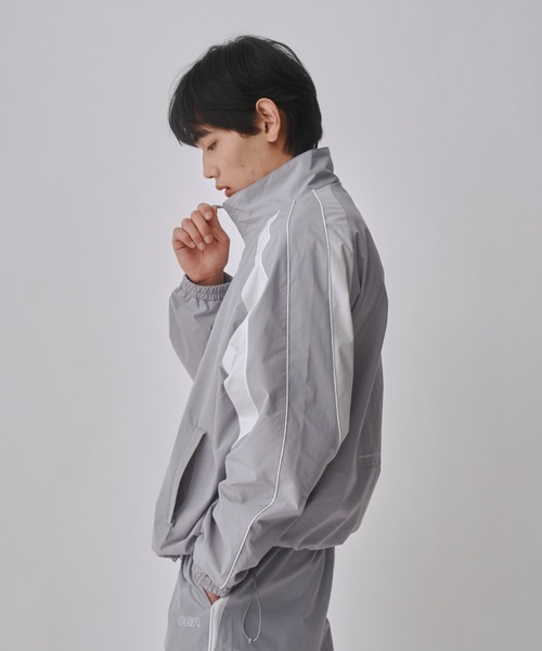 Yahoo!オークション - 「codegraphy」 ジップアップブルゾン MEDIUM グ...