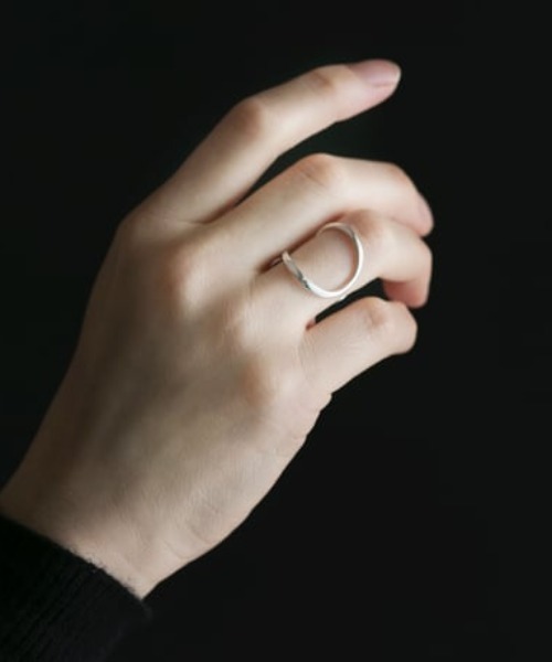 IRIS47 指輪 リング 「IRIS 47」curving ring/カービング レディース メンズ : ZOZOTOWN Yahoo!店 - 通販 - Yahoo!ショッピング