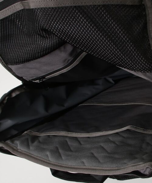 CHROME（クローム） デイバック リュック 「 」VOLCAN 35L PACK BKTP_BLACK TARP / ボルカン 35L パック : ZOZOTOWN Yahoo!店 ...