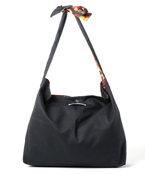 rehacer（レアセル） ショルダーバッグ : Flower Grocery Bag Made in