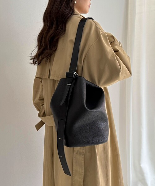 フレディエミュ（fredy emue）/タテ型2wayレザーホーボーバッグ fredy emue（フレディエミュ） ショルダーバッグ バッグ タテ型2way