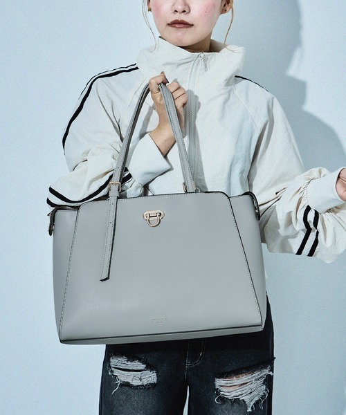 HUNDRED トートバッグ 「HUNDRED」バックルハンドルトートバッグ 大容量 キレイ目 レディース A4 ビジネス カジュアル 通勤 通学 : ZOZOTOWN Yahoo!店 ...