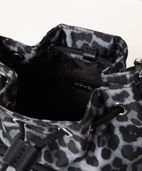 MICHAEL KORS（マイケルコース） ショルダーバッグ バッグ KHAI SM
