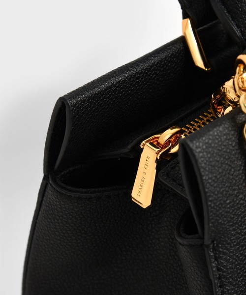 Yahoo!オークション - 「CHARLES & KEITH」 2WAYバッグ L ブラック レ...