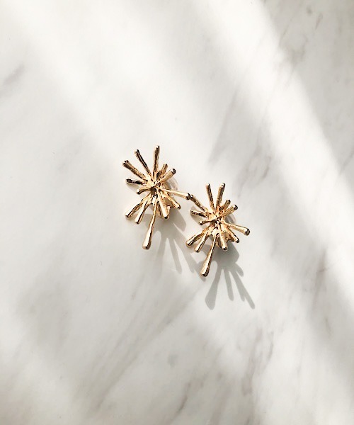 TIMELESS&THREE 「TIMELESS&THREE」 イヤリング（両耳用） FREE ゴールド レディース : ZOZOTOWN Yahoo!店 - 通販 - Yahoo!ショッピング