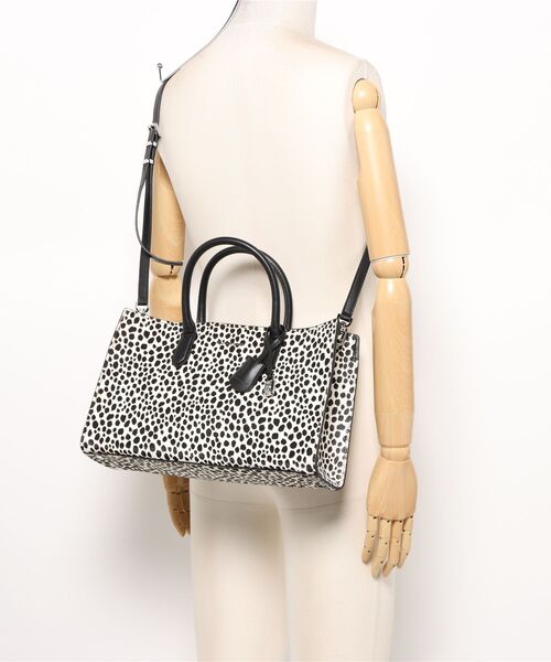MICHAEL KORS（マイケルコース） ハンドバッグ SCARLETT チーター