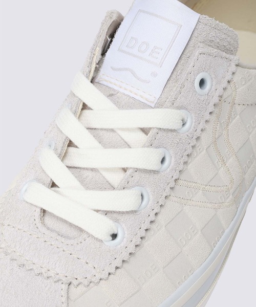 VANS（ヴァンズ） スニーカー DOE スポーツロー / LX Sport 73 DOE