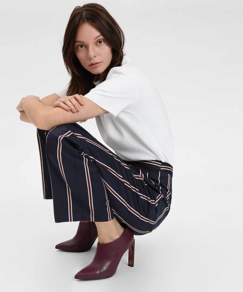 CHARLES ＆ KEITH（チャールズ&キース） ブーツ ブレイドヒールブーティ / BLADE HEEL BOOTIES レディース ...